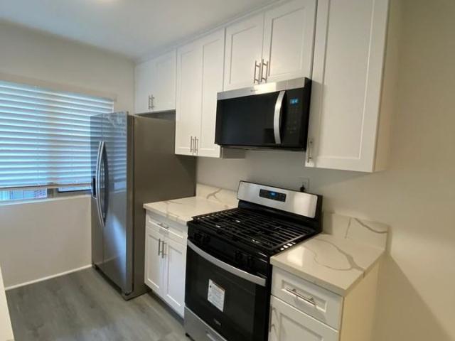 MC California Properties, LLC Stevely 2 Bedroom Apartment for Rent at 3956 Stevely Ave, Los Angeles, CA 90008 Congress West