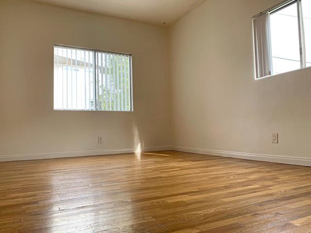 MC Pacific Properties, LLC 1 Bedroom Apartment for Rent at 1814 Pacific Ave, Los Angeles, CA 90291 Venice