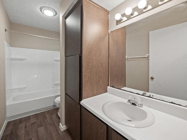 McMillen Woods Apartments 3bd 1.5bth TH 1380