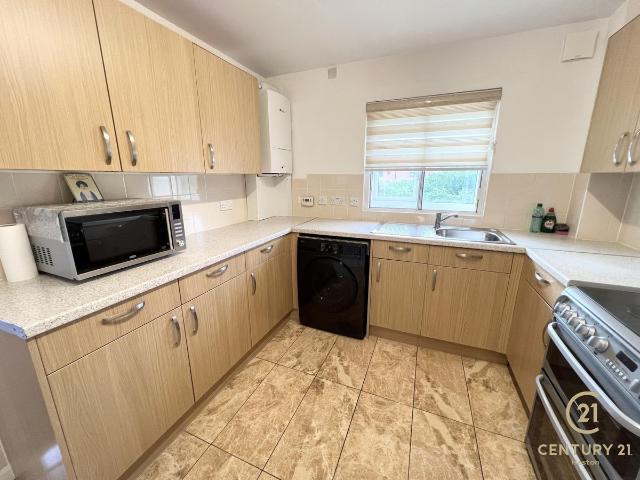 Mcnair Road, Southall UB2, 2 bed flat to rent, £1,850 pcm | PrimeLocation