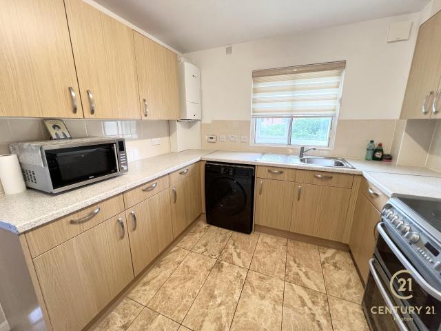 McNair Road, Southall, UB2 Century 21 United Kingdom