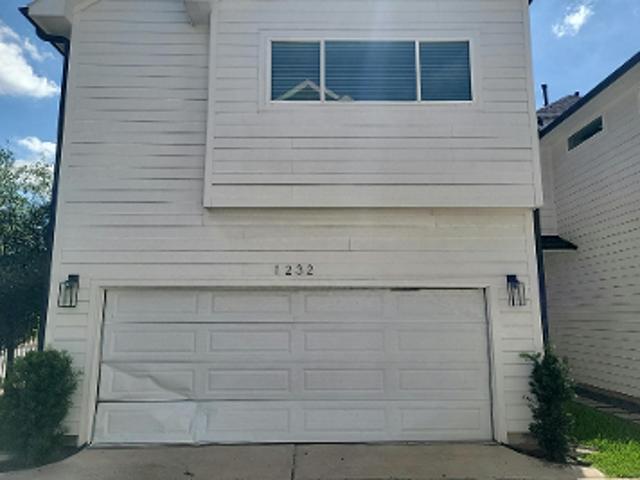 Mcneil St