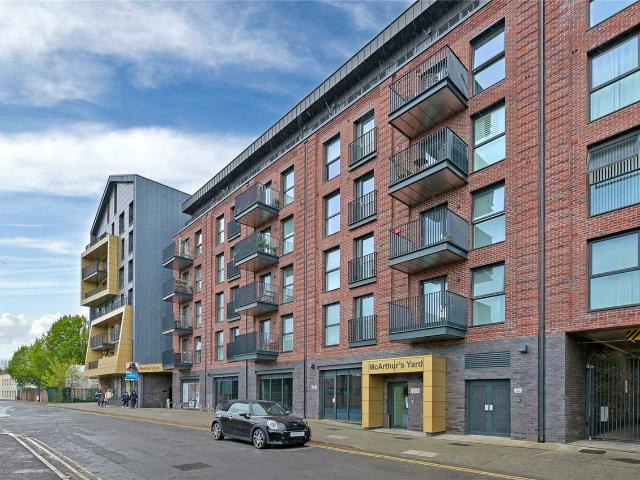 Mcarthurs Yard, Bristol, Somerset BS1, 2 bed flat to rent, £1,850 pcm | PrimeLocation