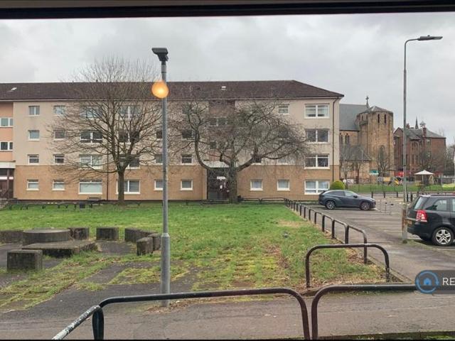 Mcaslin Court, Glasgow, G4 3 bed flat to rent £1,850 pcm £427 pw