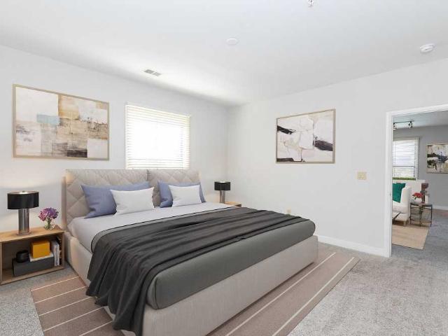 McBee Station Apartments 2 Bedroom Apartment for Rent at 27 Station Ct, Greenville, SC 29601 McBee Avenue Area