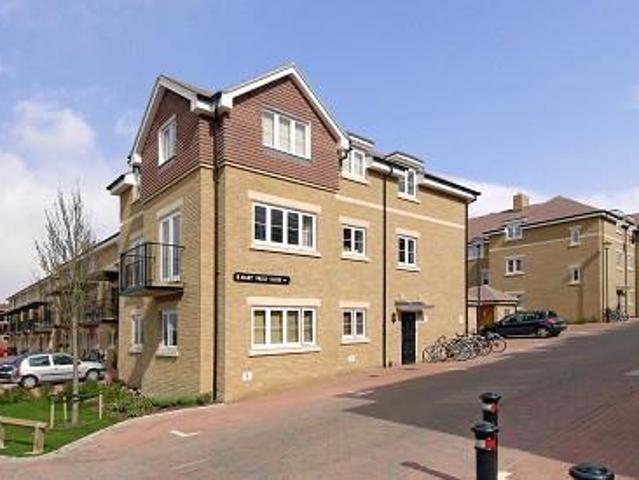 Mccabe Place, Headington, Oxford, OX3 2 bed flat to rent £1,800 pcm £415 pw