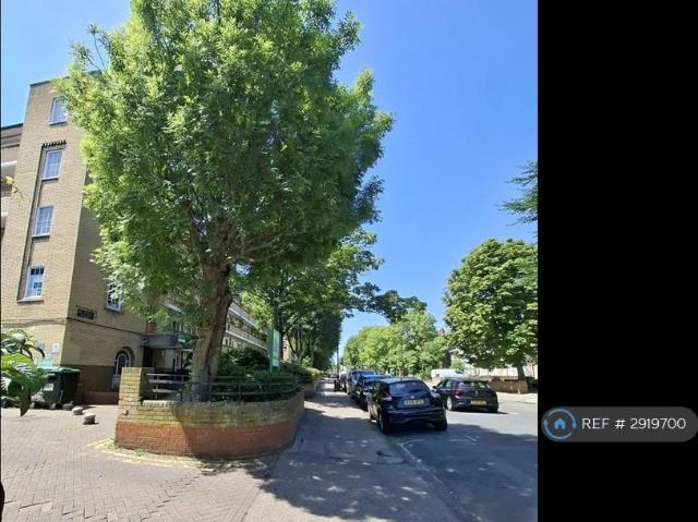 Mccall House, London, N7 2 bed flat to rent £2,350 pcm £542 pw