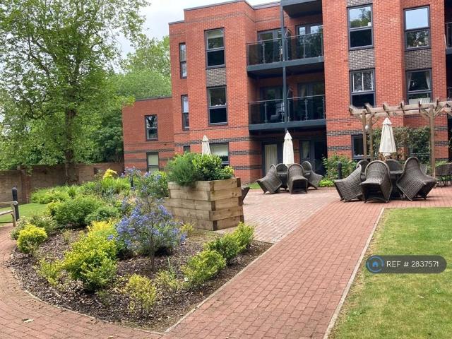 Mccarthy Stone Assisted Lvg Ryland. 2 bed flat to rent £2,600 pcm £600 pw