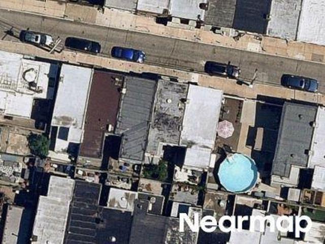 Mcclellan St