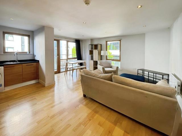 McClintock House, The Boulevard. 2 bed flat to rent £1,295 pcm £299 pw