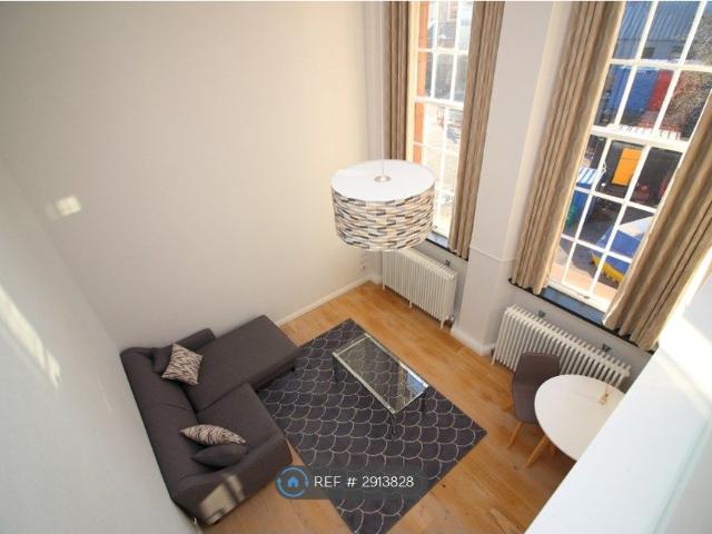 Mcdonald Road, Edinburgh EH7, 1 bed flat to rent, £1,600 pcm | PrimeLocation