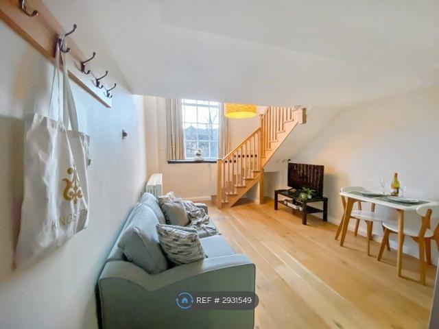 Mcdonald Road, Edinburgh EH7, Studio to rent, £1,300 pcm | PrimeLocation
