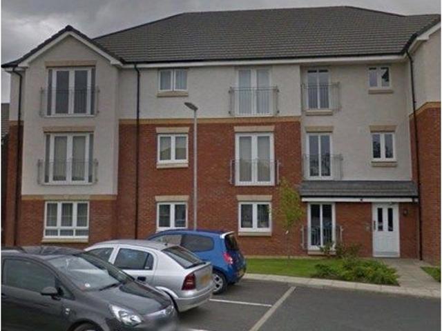 Mcdonald St, Dunfermline KY11, 2 bed flat to rent, £890 pcm | PrimeLocation