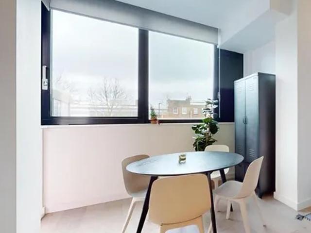 McDonald's, Navigator Square, London, N19 5LP, United Kingdom | 1 bed apartment for rent #138592184 | Rentberry