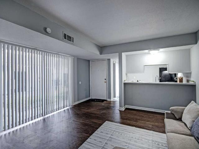McDowell Enclave 2 Bedroom Apartment for Rent at 225 W Mcdowell Rd, Jackson, MS 39204
