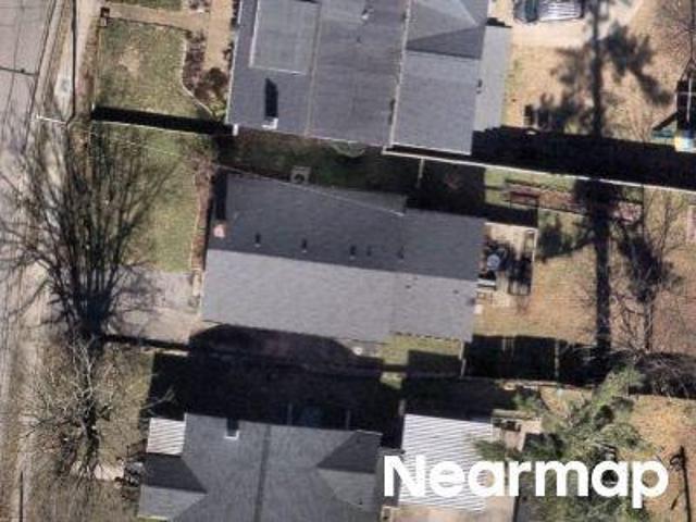 Mcferrin Ave