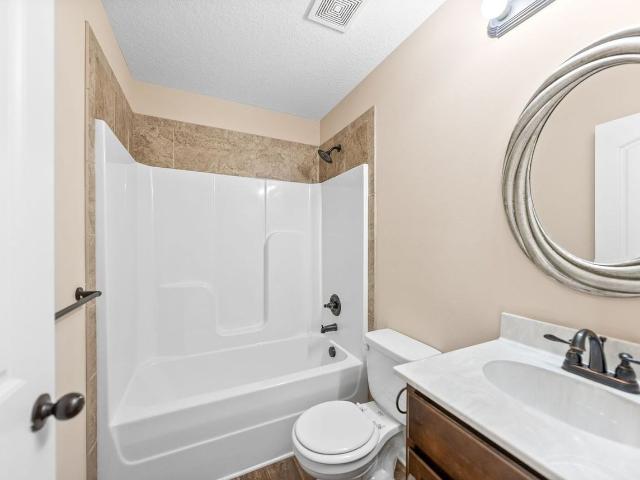 McGee Ct 378 x6 2 Bedroom Apartment for Rent at 378 Mcgee Ct, Clarksville, TN 37040
