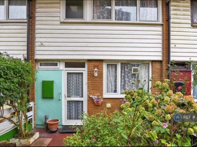 Mcgrath Road, London, E15 3 bed maisonette to rent £2,000 pcm £462 pw
