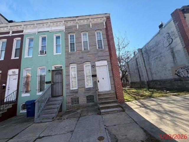 Mchenry St