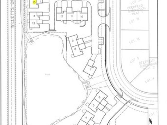 McKay Dr Unit 16, Knoxville, IA 50138