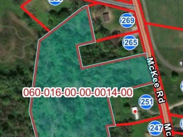 McKee Rd, Washington, PA 15301