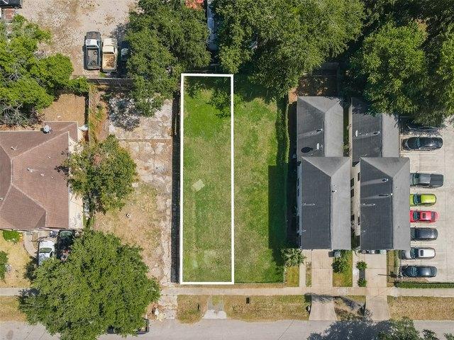 McKee St, Houston, TX 77026