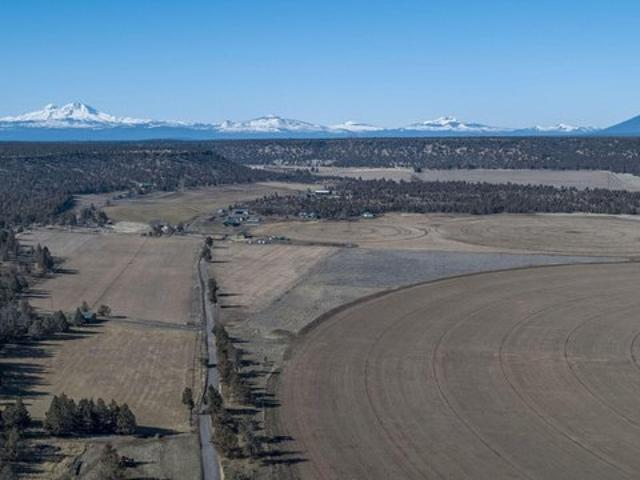 McKenzie Canyon Rd, Terrebonne, OR 97760