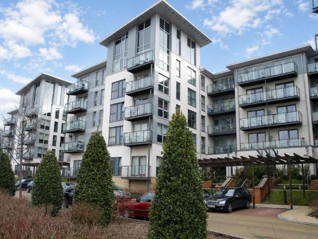 Mckenzie Court, Maidstone ME14, 2 bed flat to rent, £1,200 pcm | PrimeLocation