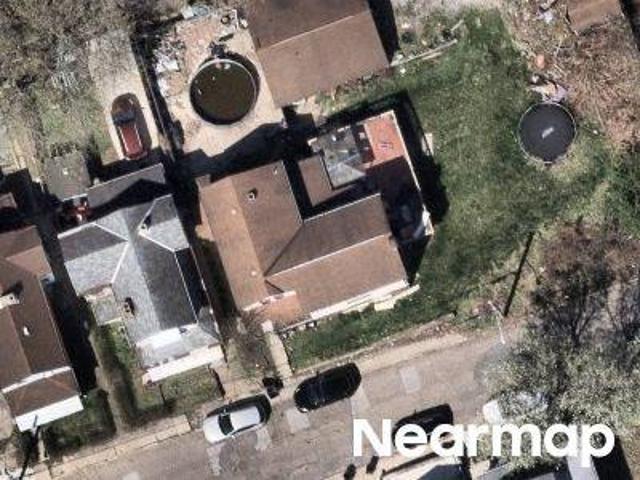 Mckinnie Ave