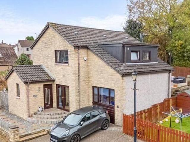 Mclean Street, 3 Bedroom Detached