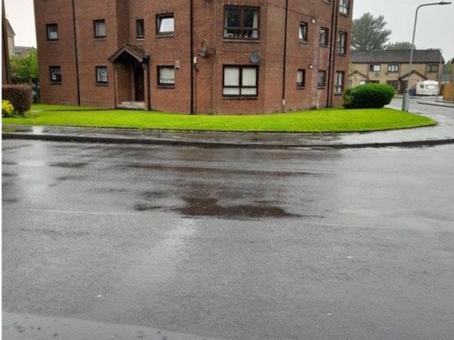 Mclean Place, Paisley PA3, 1 bed flat to rent, £720 pcm | PrimeLocation