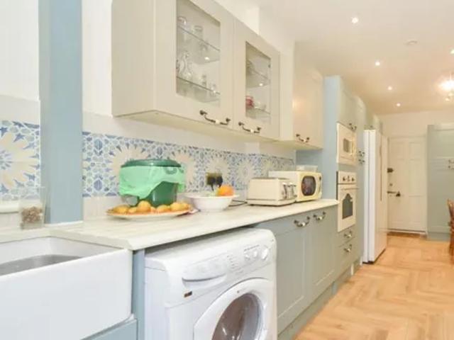 McLeod Road, London, SE2 0NQ, United Kingdom | Room for rent #140225880 | Rentberry