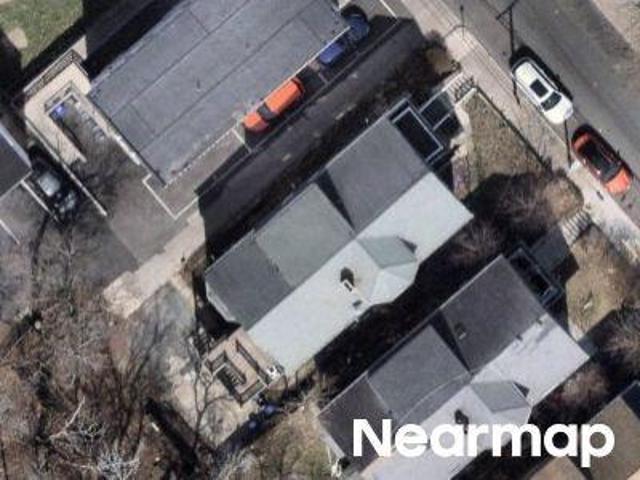 Mclellan St