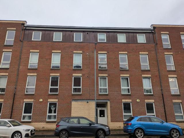McPhail Street, Glasgow, G40 2 bed flat to rent £1,095 pcm £253 pw