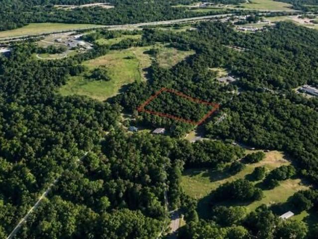McWhorter Cir, Bremen, GA 30110