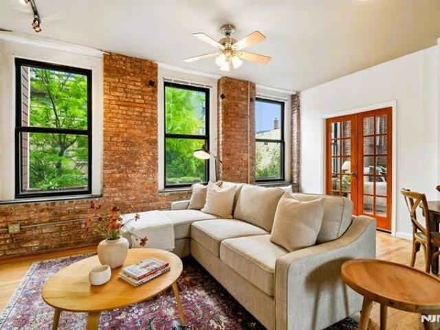 Mcwhorter St Unit,newark, Condo For Sale