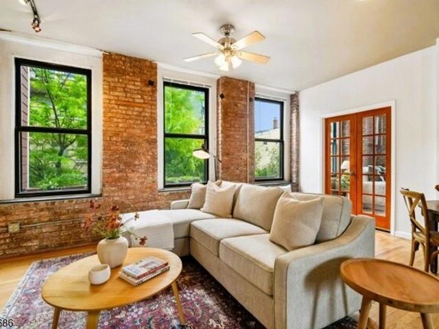 Mcwhorter St Unit,newark, Condo For Sale