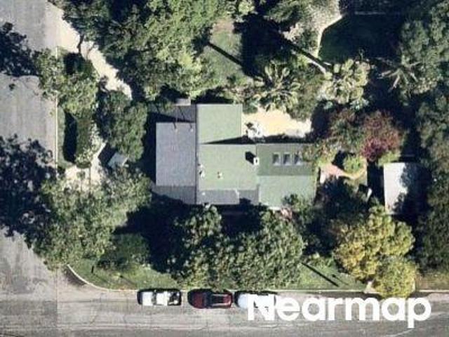 Mammoth Ave
