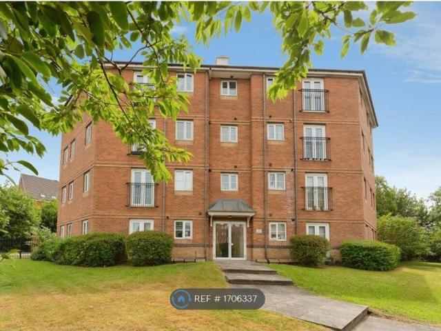 Manton Court, Prenton CH42, 2 bed flat to rent, £850 pcm | PrimeLocation