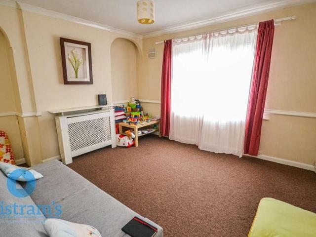Manton Crescent, Beeston, NG9