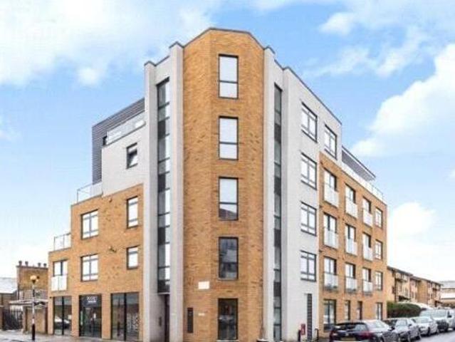 Mantle Road, London, 2 Bedroom Apartment