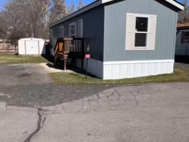 Manufacture home 2934 Summers Ln #3