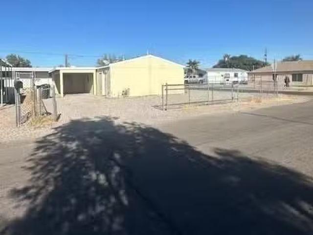 Manufactured Home Bullhead City, AZ 569 Harbor Dr
