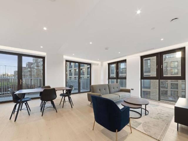 Manuscript Court, Paragon Square, London WC1X, 2 bed flat to rent, £5,000 pcm | PrimeLocation
