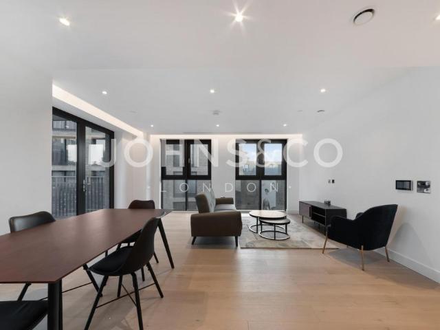 Manuscript Court, Paragon Square. 2 bed apartment to rent £4,996 pcm £1,153 pw