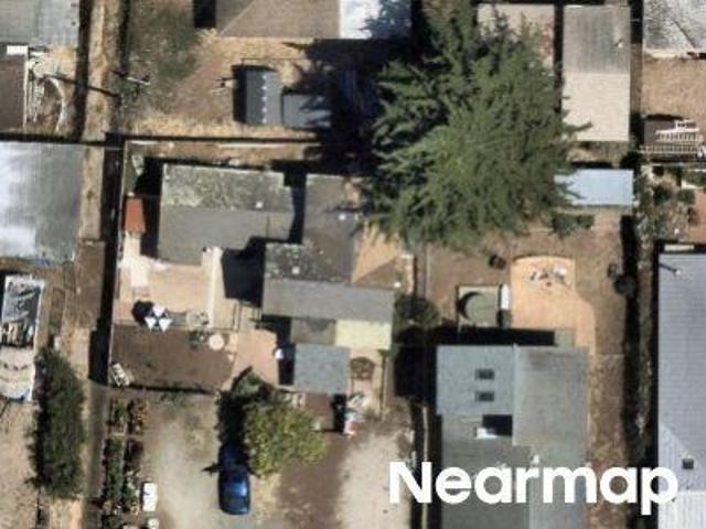 Manzanita Dr