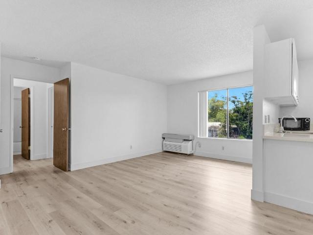 Manzanita Woods Studio Apartment for Rent at 4200 Manzanita Ave, Carmichael, CA 95608