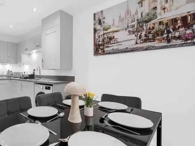 Manchester, M40 7EJ, United Kingdom | 4 bed house for rent #168023137 | Rentberry