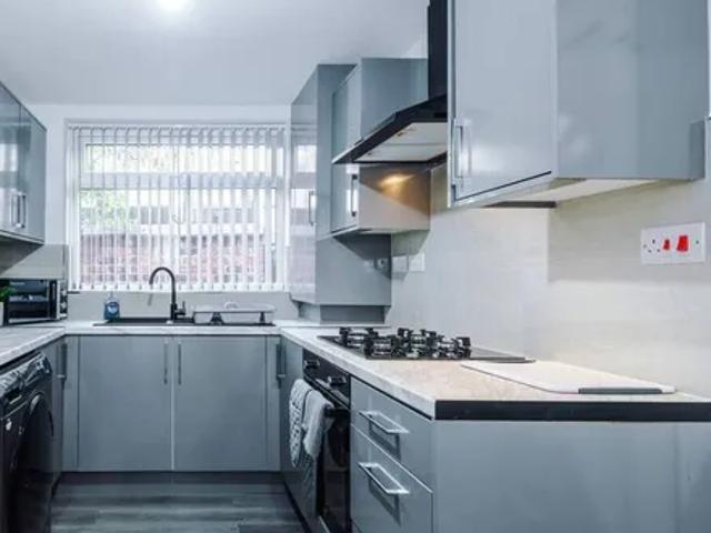 Manchester, M9 5UL, United Kingdom | Studio house for rent #163724217 | Rentberry