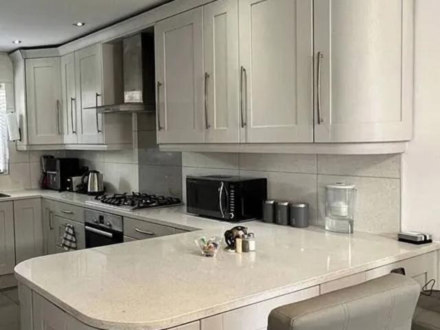 Manchester, M11 4FE, United Kingdom | 4 bed house for rent #123956058 | Rentberry